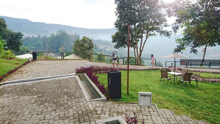 Trizara Resorts: Glamping with View in Lembang | Peek Holidays